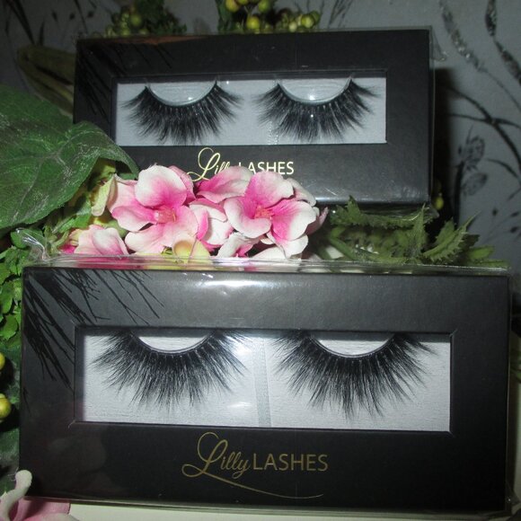 Lilly Lashes | Makeup | Hollywood 3d Lilly Lashes | Poshmark